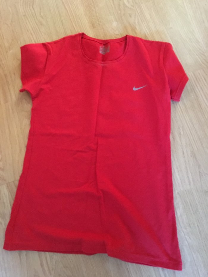 Nike original majica rastegljiva