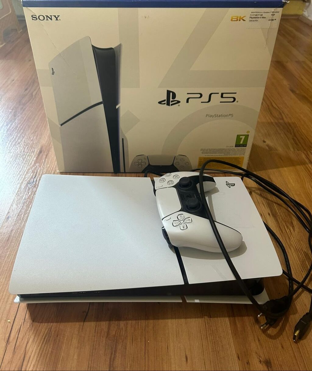 PS 5 slim na prodaju