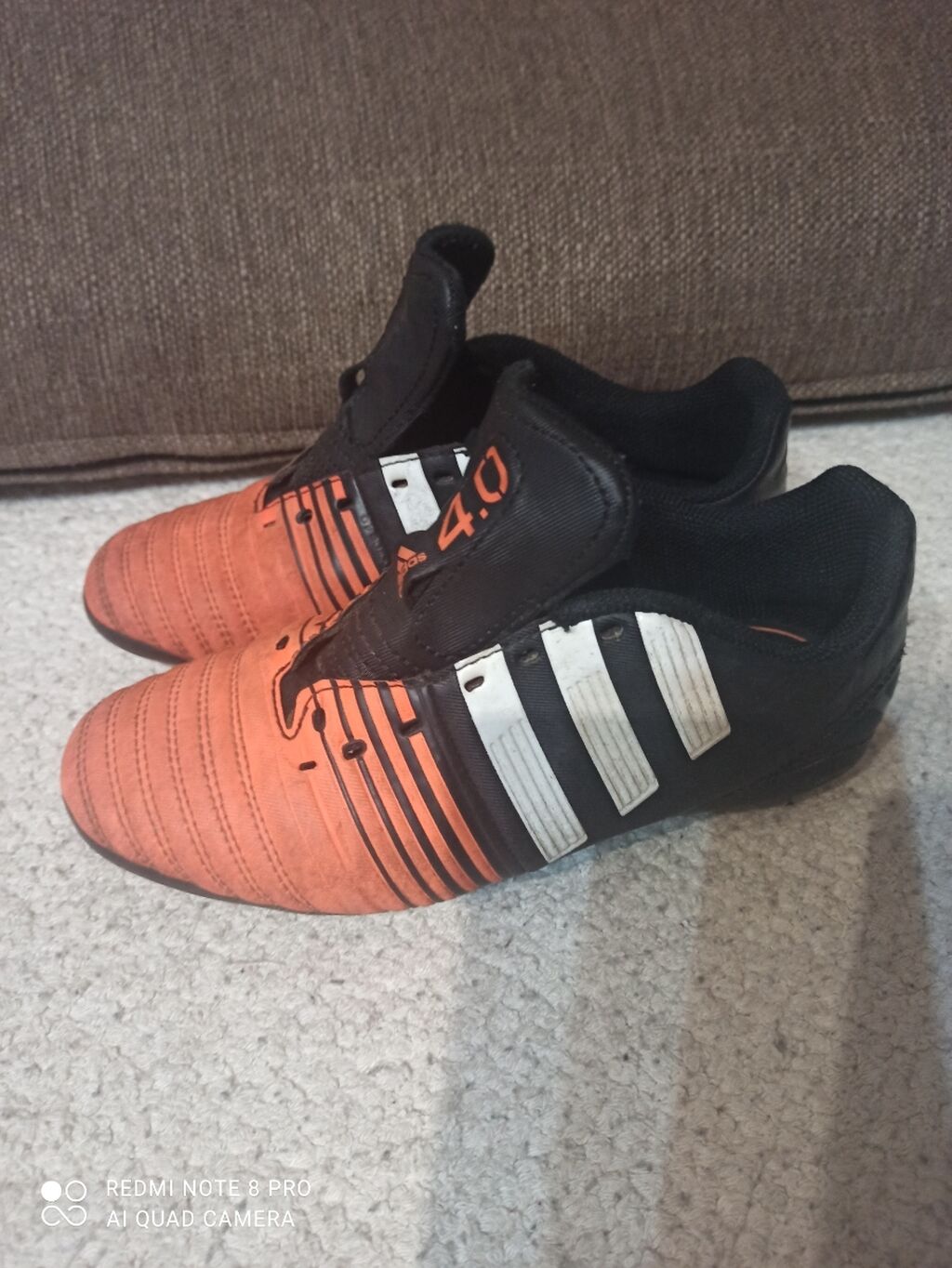 Adidas Kopačke za dečake, ima tragove nošenja ali bez oštećenja