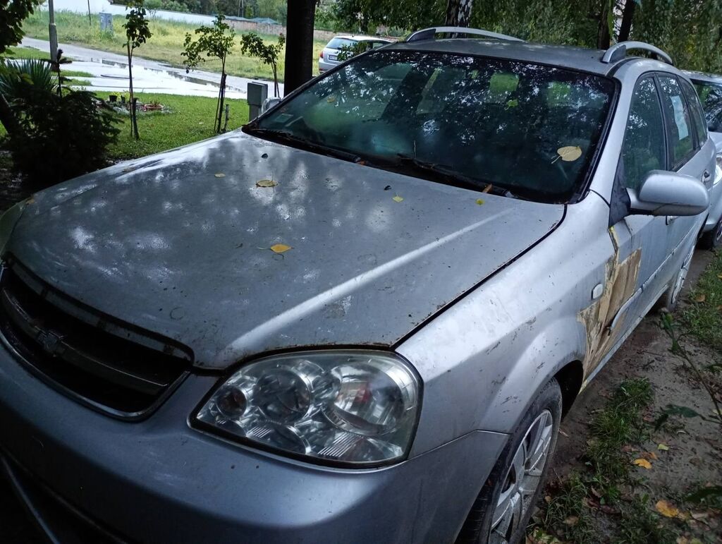 Chevrolet Lacetti: 2 l | 2008 г. 250000 km. Crossover