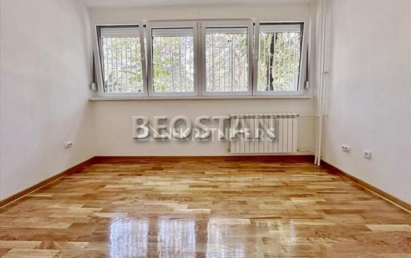 Bulevar Zorana Đinđića, Jednosoban stan za izdavanje, 31m2, 600€