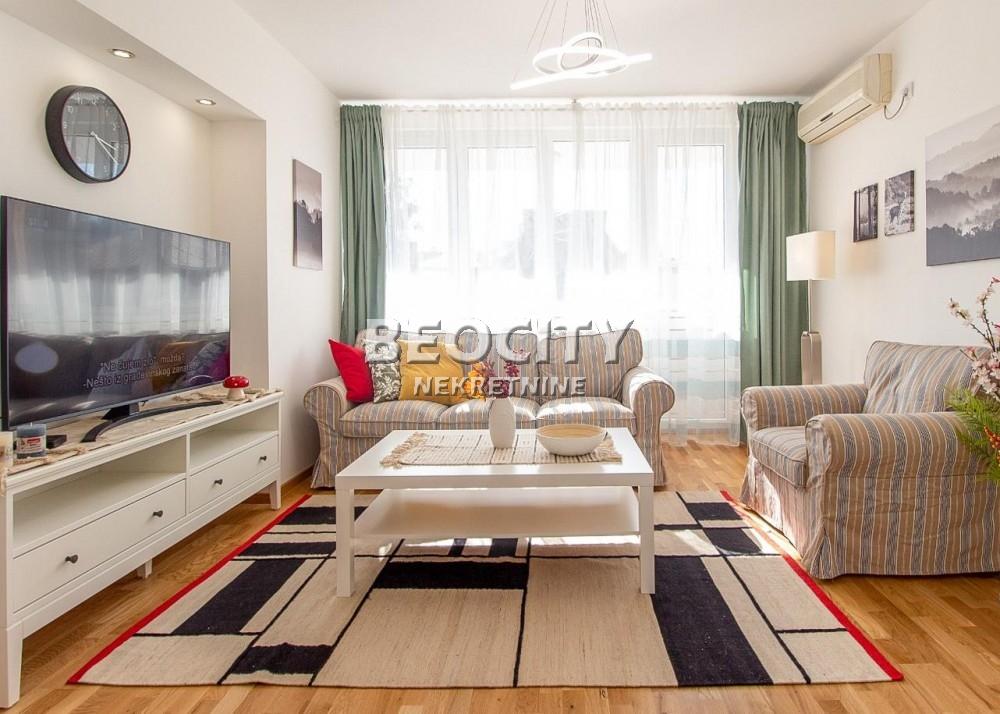 Trosoban stan za izdavanje, 65m2, 1.300€