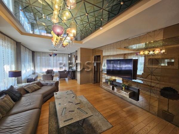 Urosa Martinovica, Četvorosoban stan za izdavanje, 175m2, 2.900€