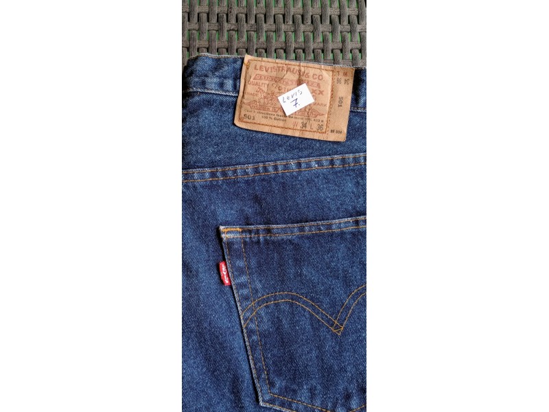 Levis 501 W34 L32 broj 7.