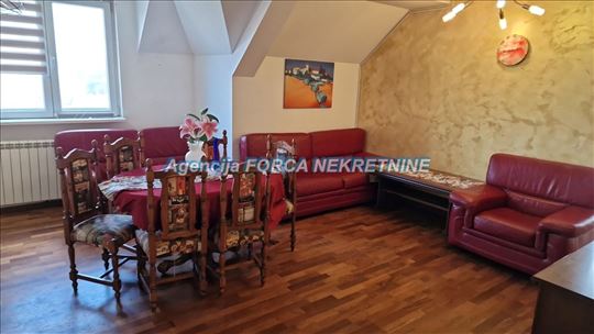 Altini, Ugrinovački put, 3,5,78m2,T, Pet friendly