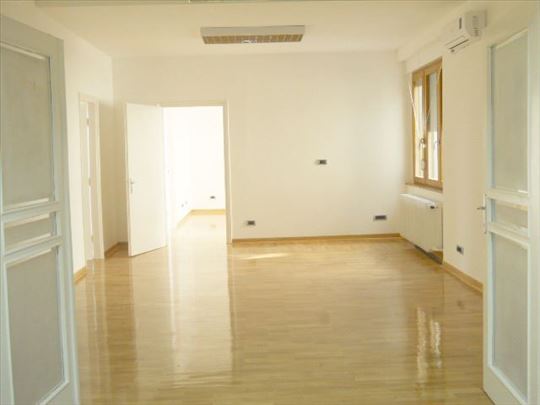 Centar, kod Londona, stan za p.pr. 160 m2, 6,0