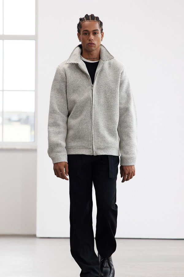 TRENDYOL LIMITED EDITION GREY REGULAR FIT UNISEX TEXTURED JACKET