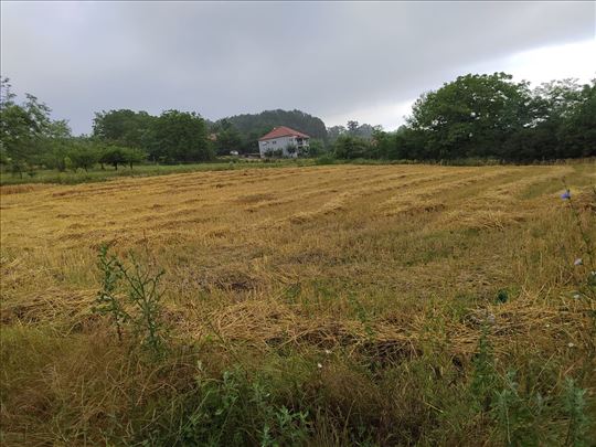 Prodajem plac, Čačak - Ljubić