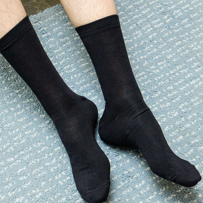 Plain Black Socks Men
Plain Black Socks Men