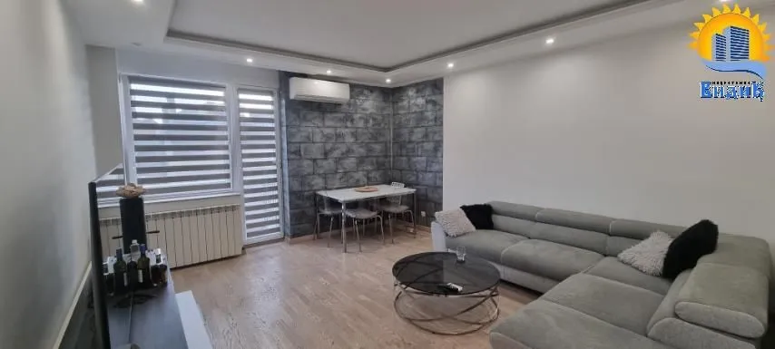 Izdavanje, dvosoban stan, 57m2, Centar, Beograd