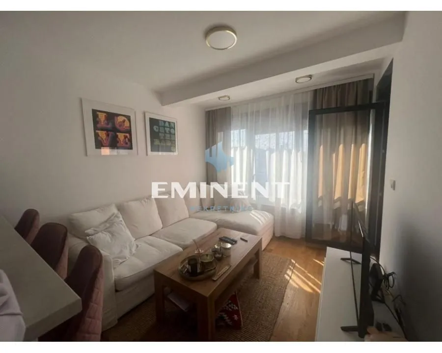 Izdavanje, dvosoban stan, 49m2, Crveni Krst, Beograd