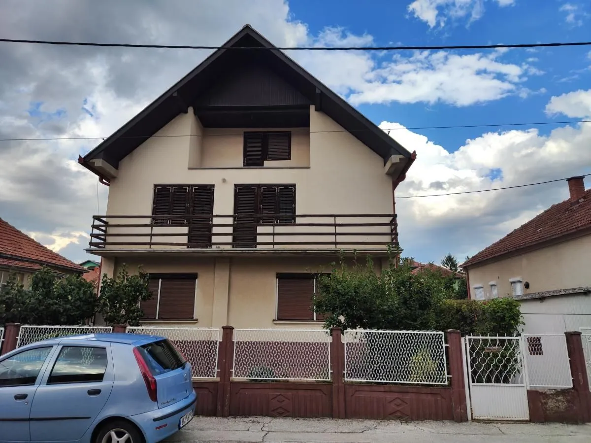 Prodaja, kuća, 300m2, Pivara, Jagodina