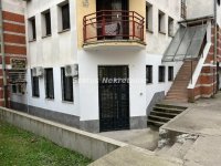 Podbara-Uknjižen Lokal 57 m2 za Razne Namene-065/385 8880