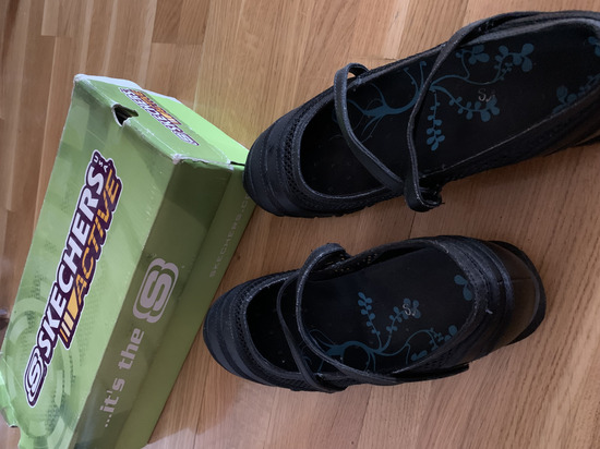 Skechers baletanke crne