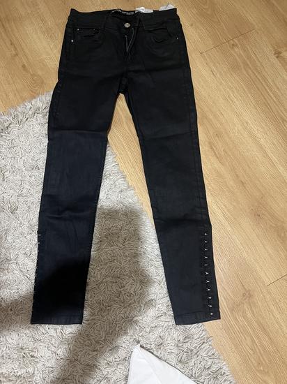 Zara voskirane pantalone