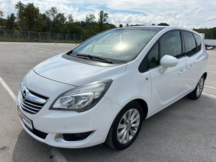 Opel Meriva 1.6 CDTI KREDITI NA LICU MESTA