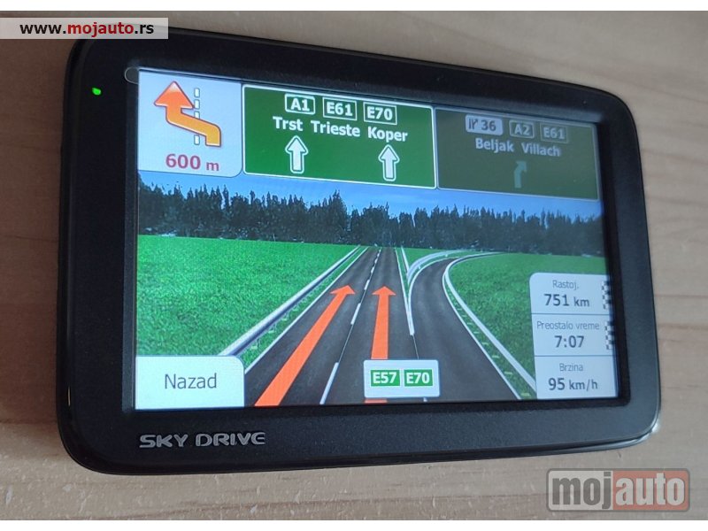 BRZA navigacija SKY DRIVE 5" sa 2 jezgra 8gb MAPE 2024