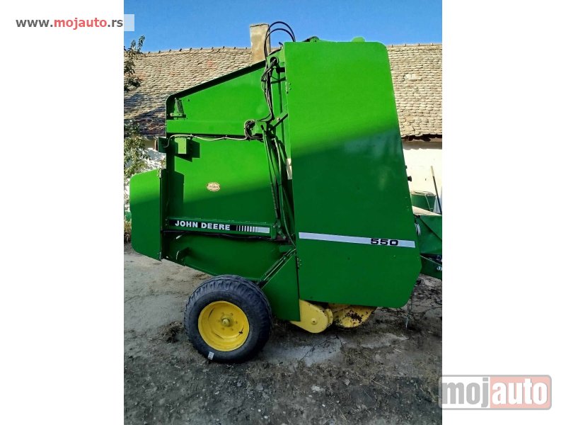 John Deere 550