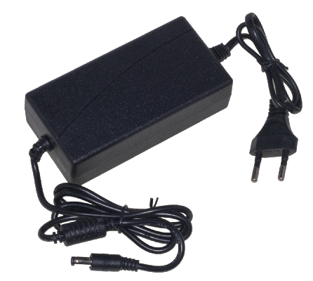 Adapter, stoni, 230VAC/110VAC na 15V/5A DC