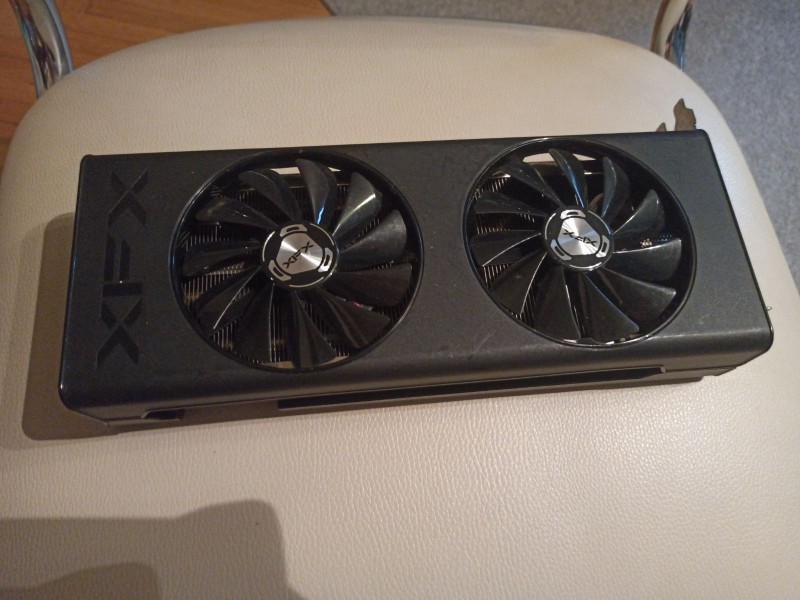 XFX AMD Radeon™ RX 5700 DD Ultra 8GB GDDR6