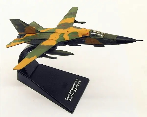 ATLAS 1/144 General DYNAMICS F-111A AARDVARK, Atlas Editions Jet Age