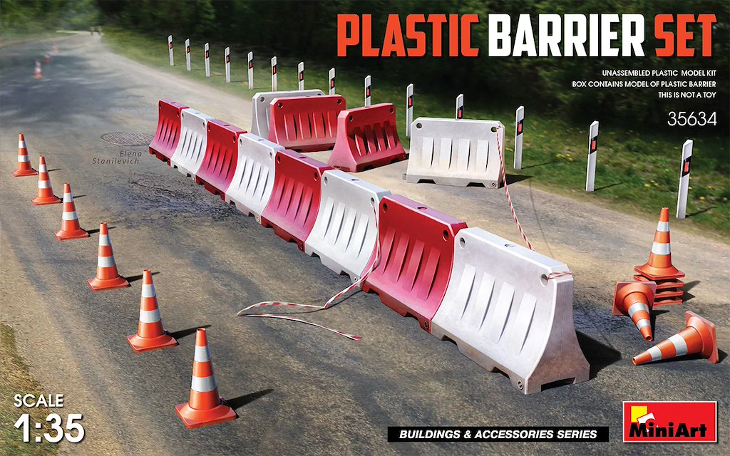 MINI ART 1/35 Plastic Barrier Set