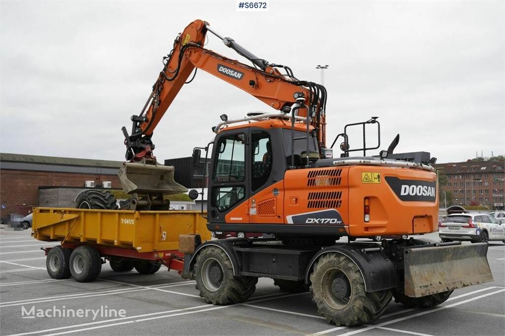 Doosan DX170W-5 bager točkaš