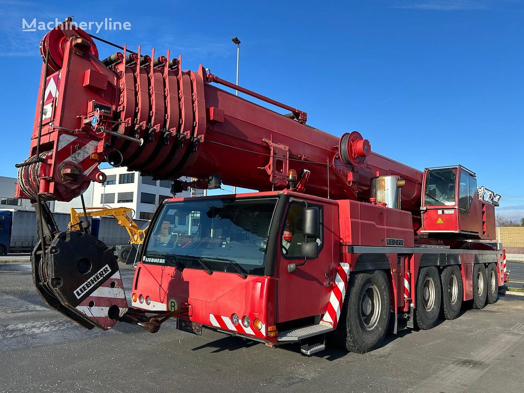 Liebherr LTM 1200-5.1 pokretna dizalica