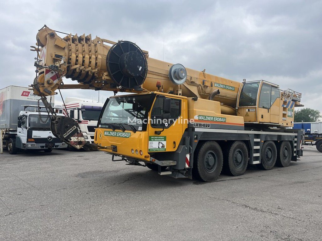 Liebherr LTM1090 pokretna dizalica