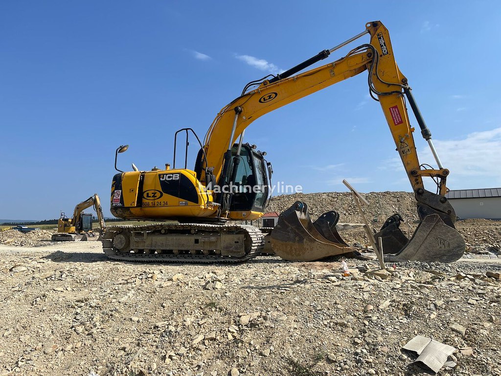 JCB 130LC bager guseničar