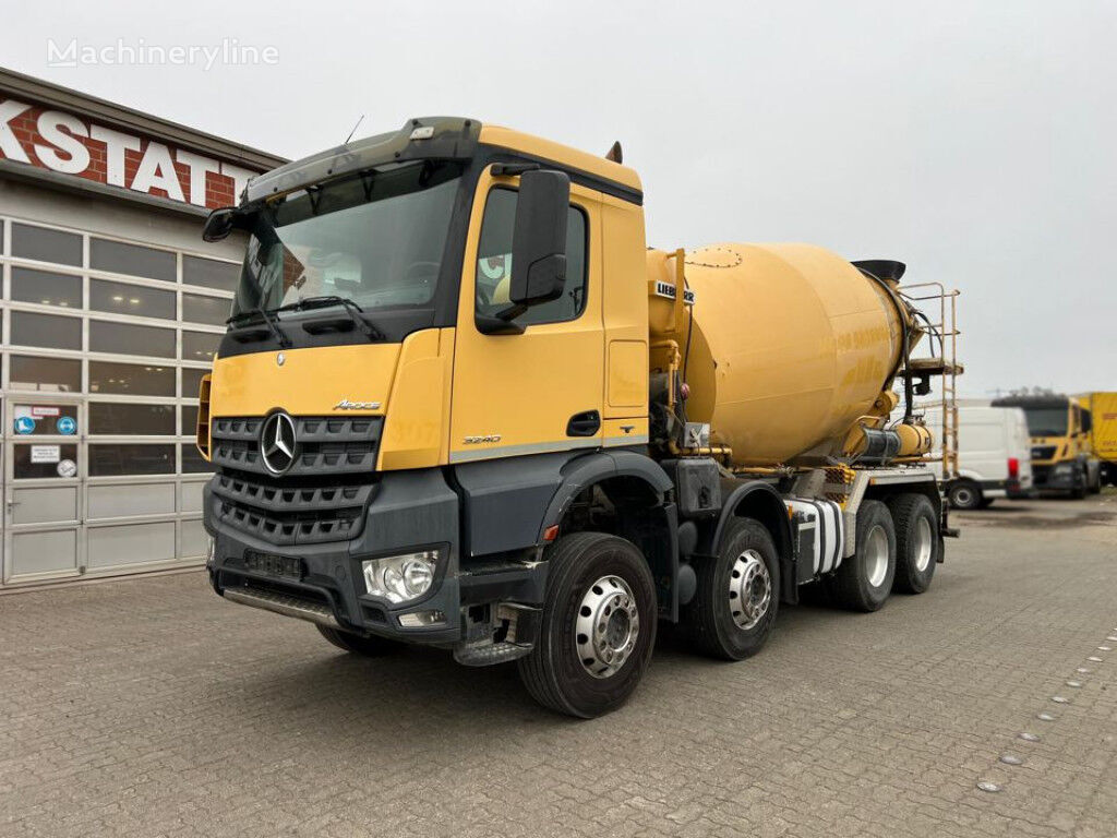 Mercedes-Benz Arocs 3240 kamion s mešalicom za beton