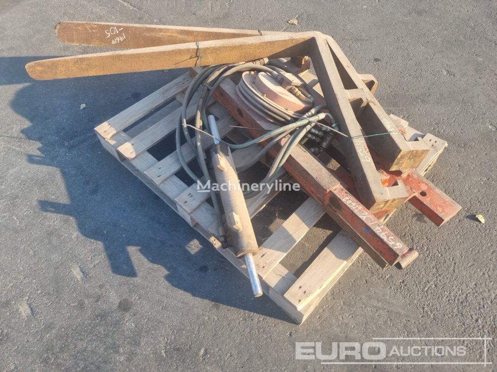 Prodaje se Forklift Frame+Forks kašiku za prednje utovarivač na aukciji