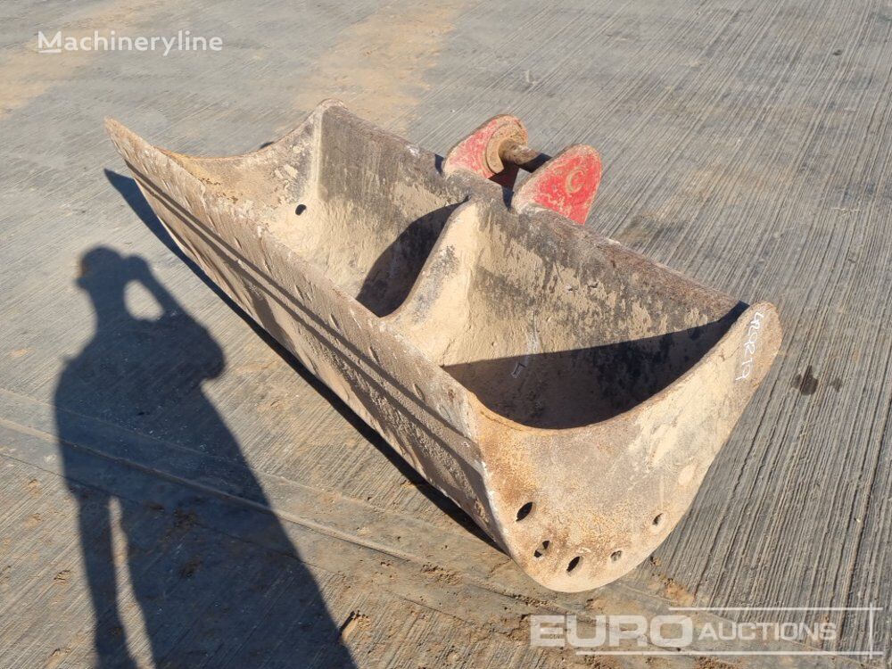 Prodaje se JCB 72" Ditching Bucket 65mm Pin to suit 13 Ton Excavator kašiku za bager na aukciji