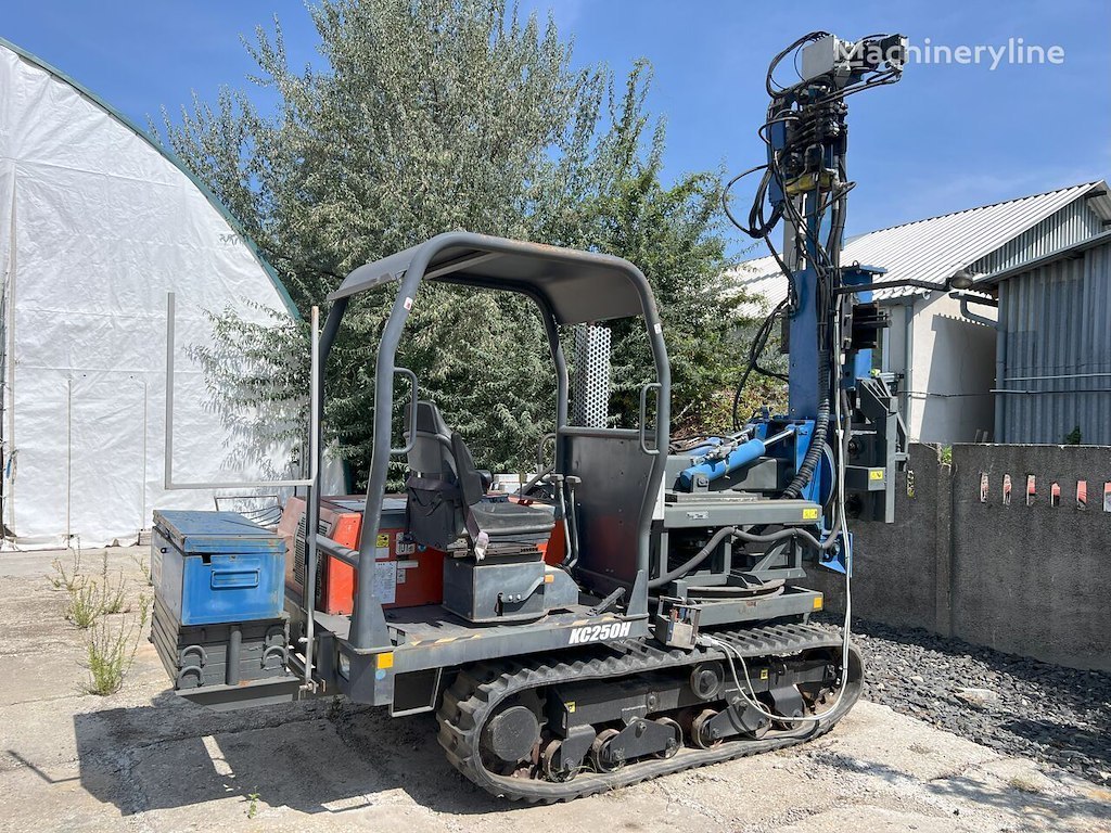 Kubota KC250H mašina za pobijanje šipova