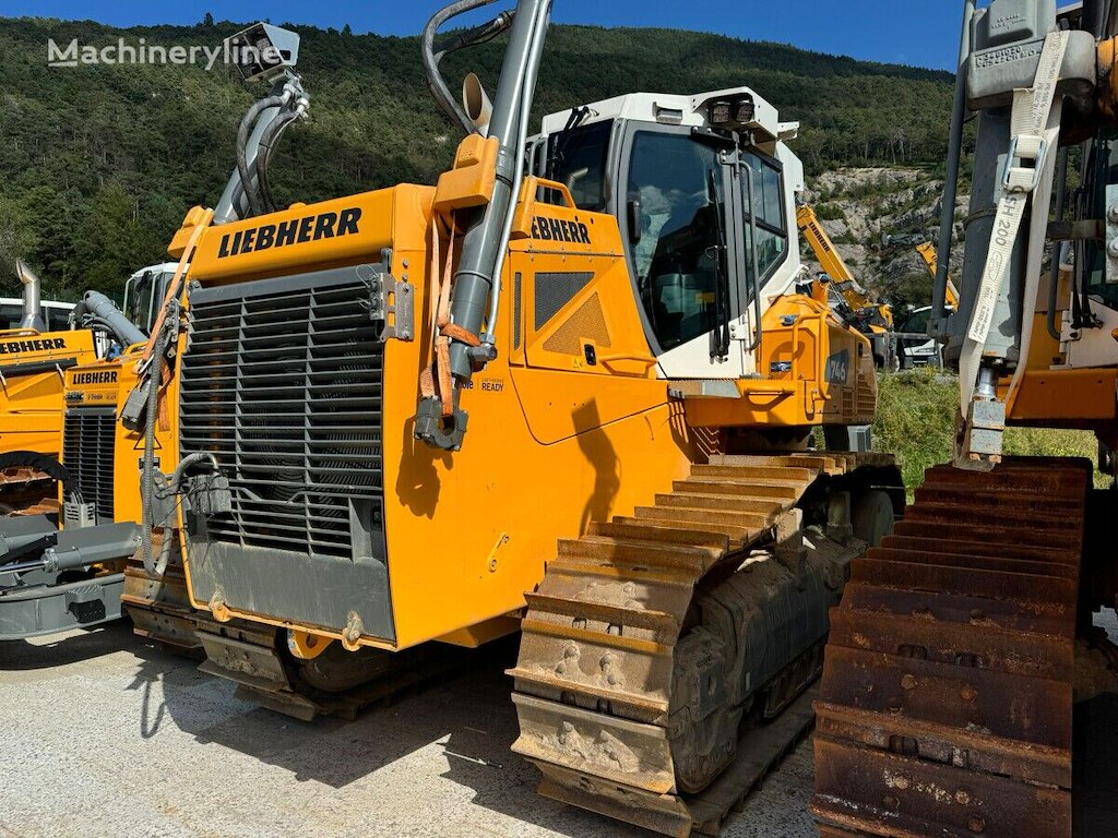 Liebherr PR746 buldožer