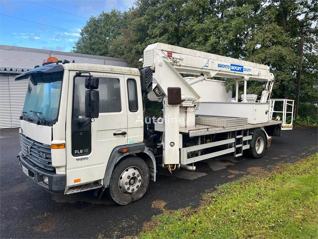 Volvo FL610 auto dizalica s korpom