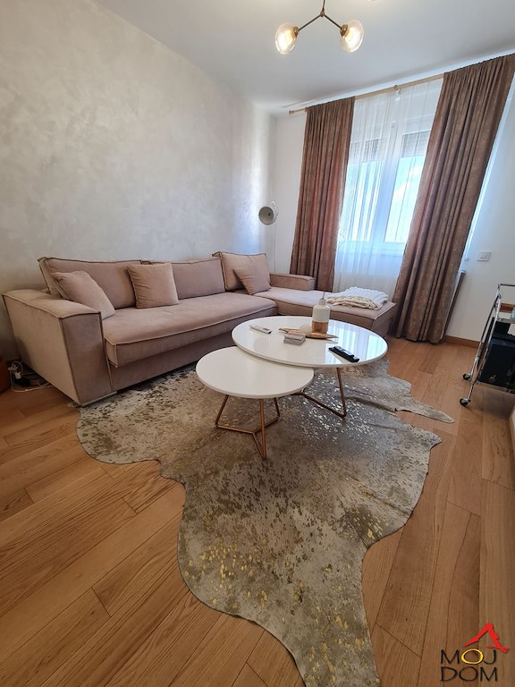 Stan,NOVI SAD,CENTAR,kv: 58, € 203500, ID: 1028672