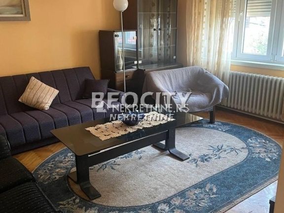 Voždovac, Autokomanda, Ljubićka, 2.0, 76m2, 500EUR