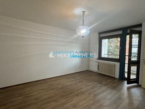 Zemun, Retenzija, Aleksandra Dubčega, 1.0 stan, 36m2, 330 EUR