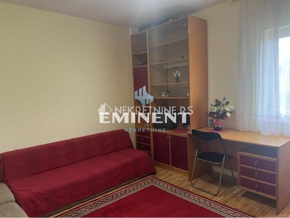 Stari grad, Centar, Jaše Prodanovića, 0.5, 34m2, 500 EUR