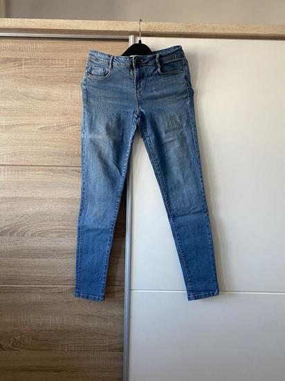 Zara slim fit 38 odlicne