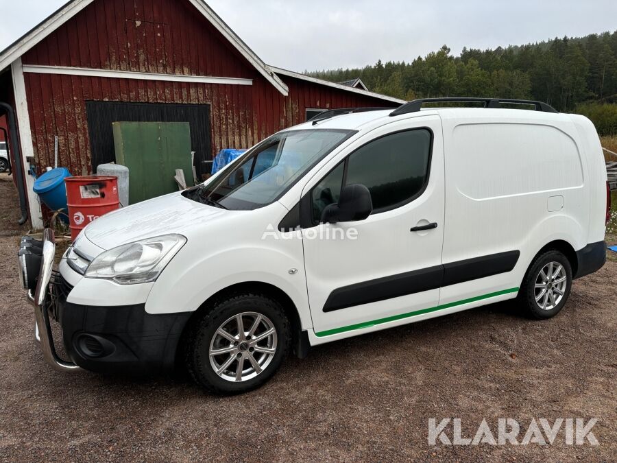 Prodaje se Citroen Berlingo laki furgon na aukciji