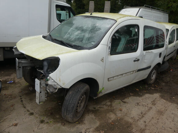 Prodaje se Renault Kangoo laki furgon na aukciji