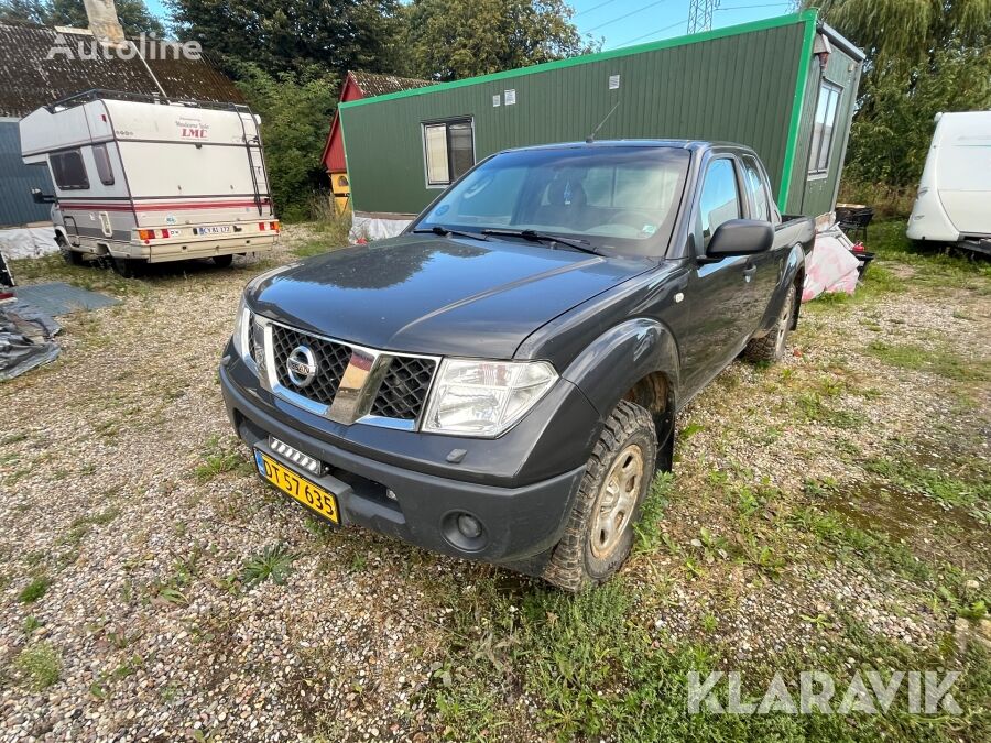 Prodaje se Nissan Navara minibus furgon na aukciji