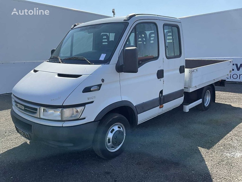 Prodaje se IVECO Daily 50C13 kamion s ravnom platformom < 3.5t na aukciji