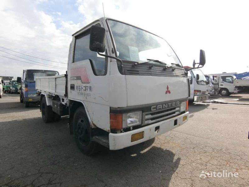 Mitsubishi CANTER kamion s ravnom platformom < 3.5t