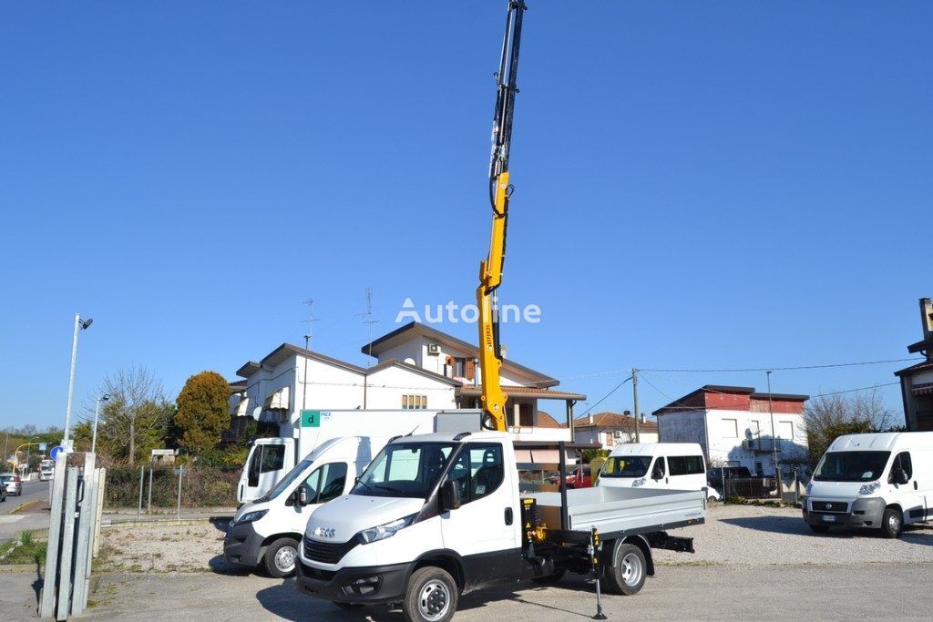 Novi IVECO 35C16 3.0 GRU E CASSONE FISSO kamion s ravnom platformom < 3.5t