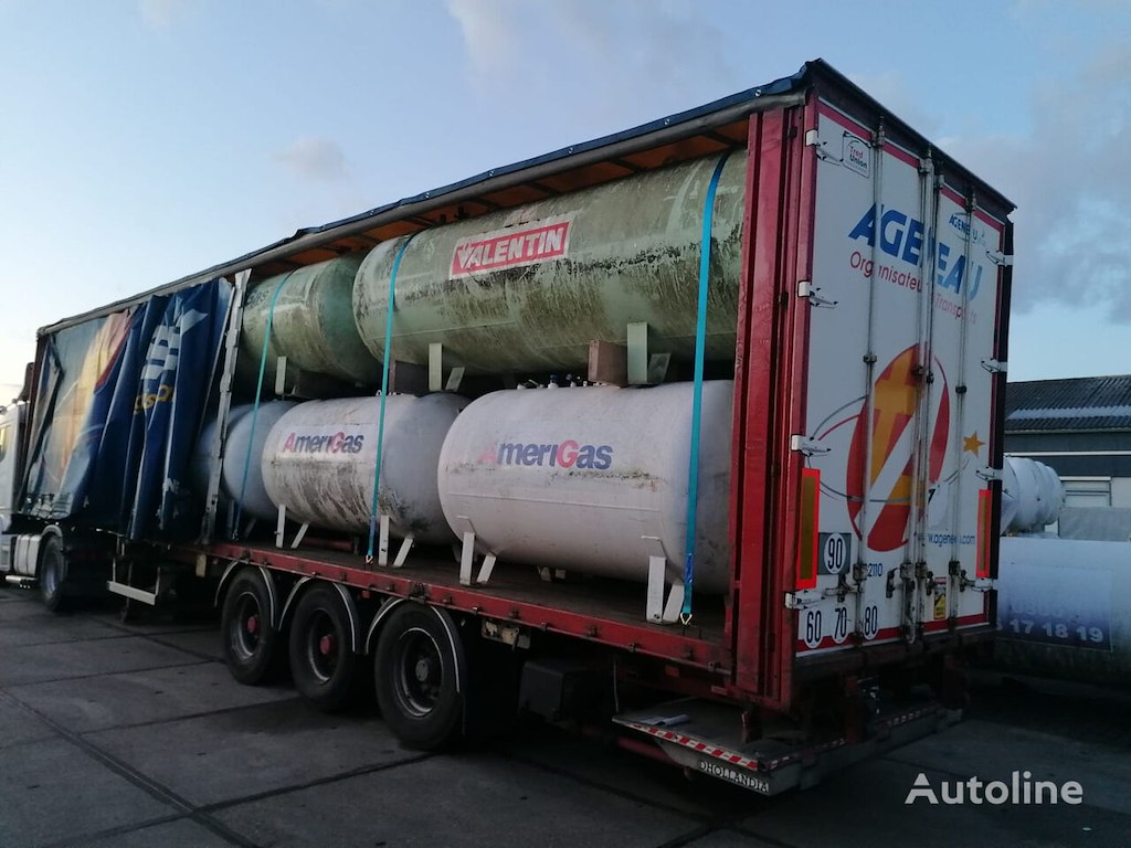 Curtain semi-trailer with used aboveground 2700 &4850L tanks poluprikolica sa kliznom ceradom