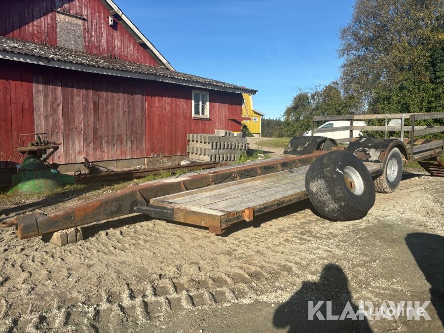 Prodaje se Maskintrailer prikolicu za građevinske strojeve na aukciji