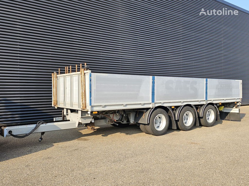 Fynkar K324T / 3 AXLE / 2 X LIFT AXLE / TWIST-LOCKS prikolica sa ravnom platformom